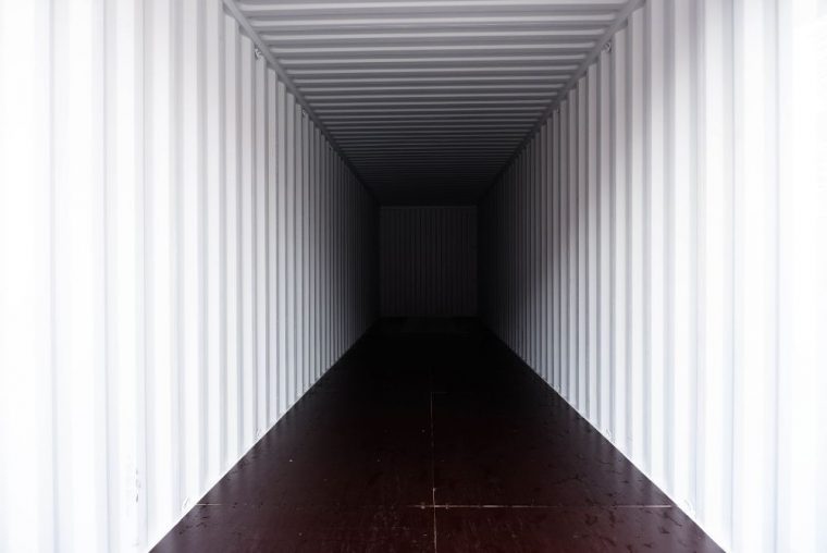 What You Need to Know About Dry Van Truck Shipping | Extra Mile